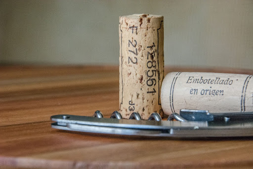 Corks for bottling wine: which is the best?- Iltec
